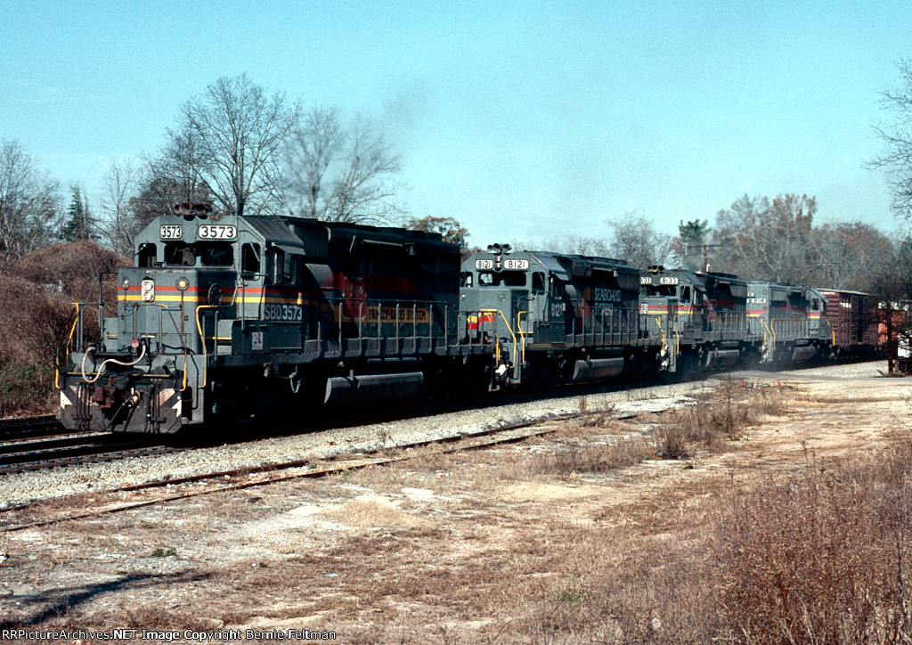 Seaboard System SD40-2's #3573, 8121, 8133 & 8114 lead southbound train #329